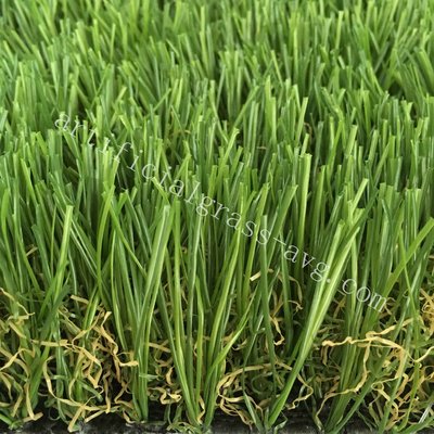 China Dense Surface New Artificial Grass With Soft Hand Feeling And Attractive Color supplier
